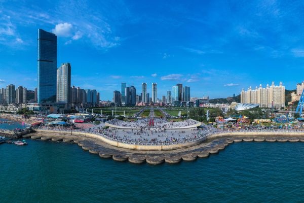 Lais Puzzle - Dalian Xinghai-Platz, Dalian, Liaoning, China 2.000 Teile
