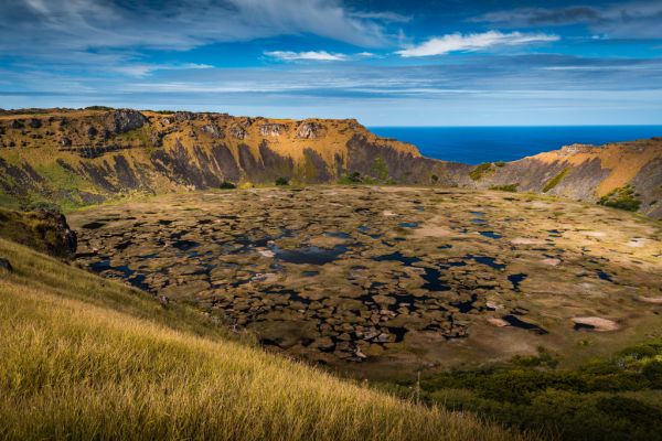 Lais Puzzle - Vulkan Rano Raraku auf der Osterinsel 2.000 Teile