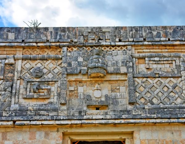 Lais Puzzle - Uxmal - alte Maya-Stadt aus der klassischen Periode im ...
